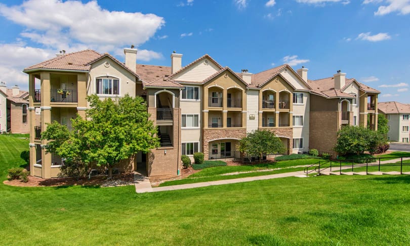 Highlands Ranch Apartments Sell for $112M - Mile High CRE