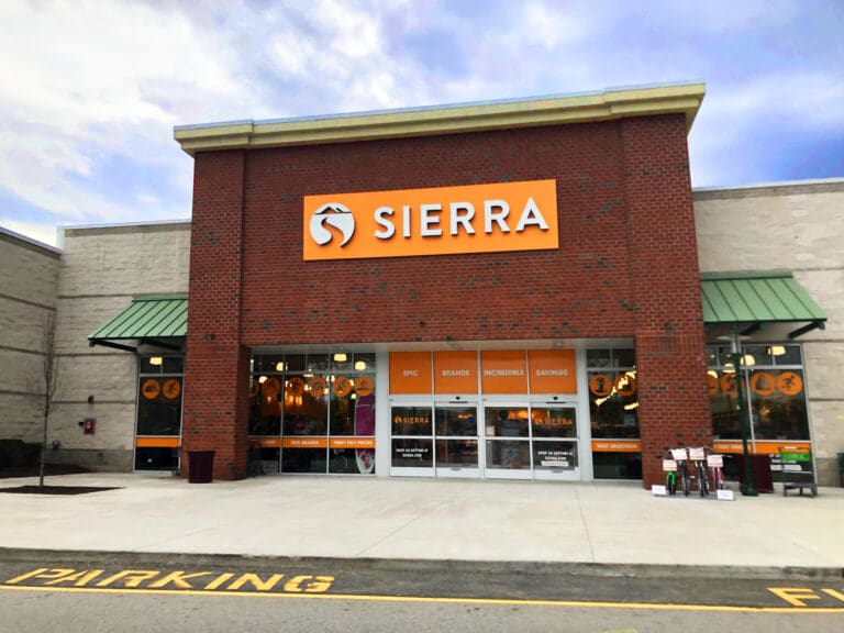 Sierra to Open its First Lakewood Location this Weekend - Mile High CRE